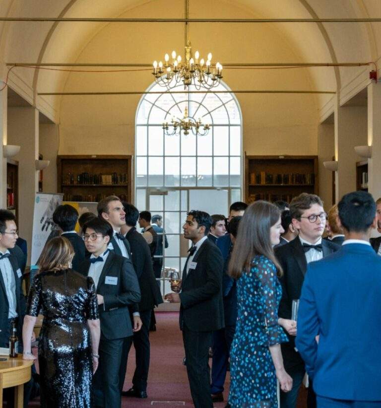 The Debating Chamber - The Cambridge Union