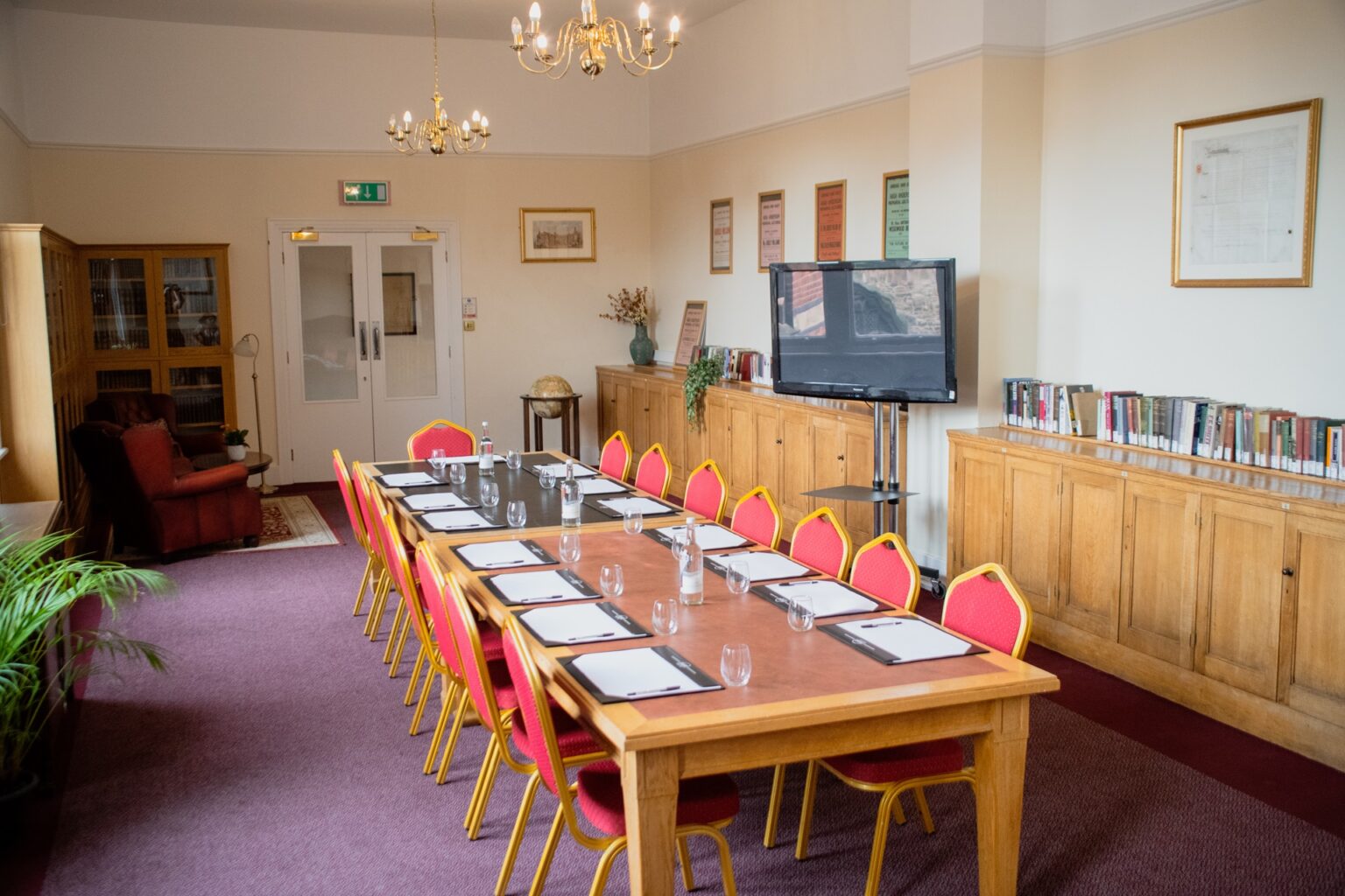 The Debating Chamber - The Cambridge Union